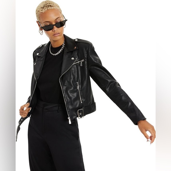 DANIELLE BERNSTEIN | Jackets & Coats | Euc Danielle Bernstein Faux ...